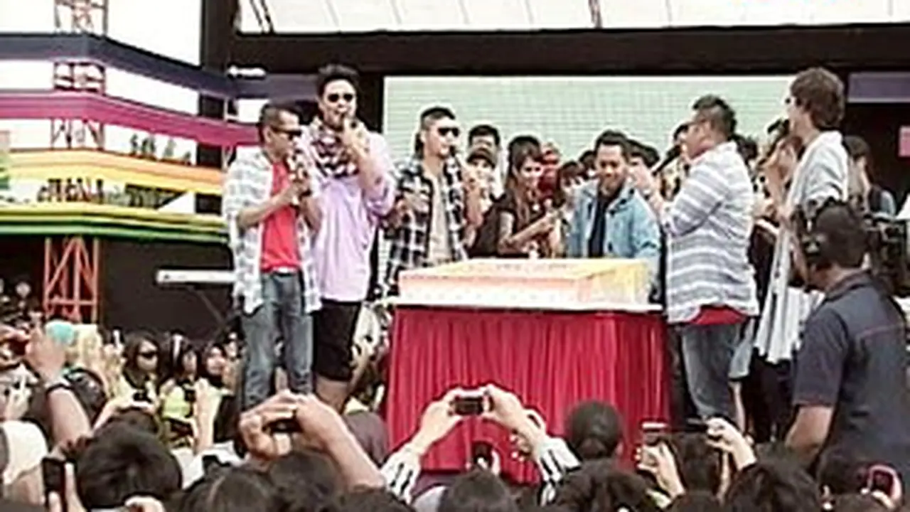 Apa Kata Selebritis Tentang InBox - ShowBiz Liputan6.com