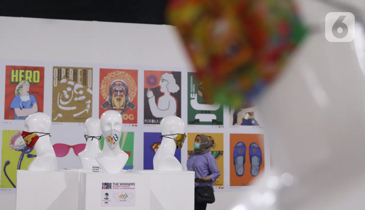 FOTO: Masker-Masker Unik Dipamerkan di IDC 2O2O - Foto Liputan6.com