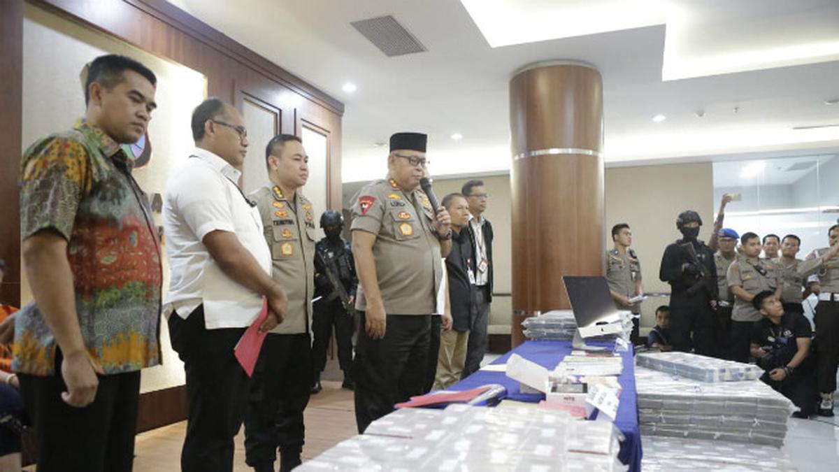 Polda Jatim Tetapkan 2 Tersangka Baru Kasus Investasi Bodong Sita Uang