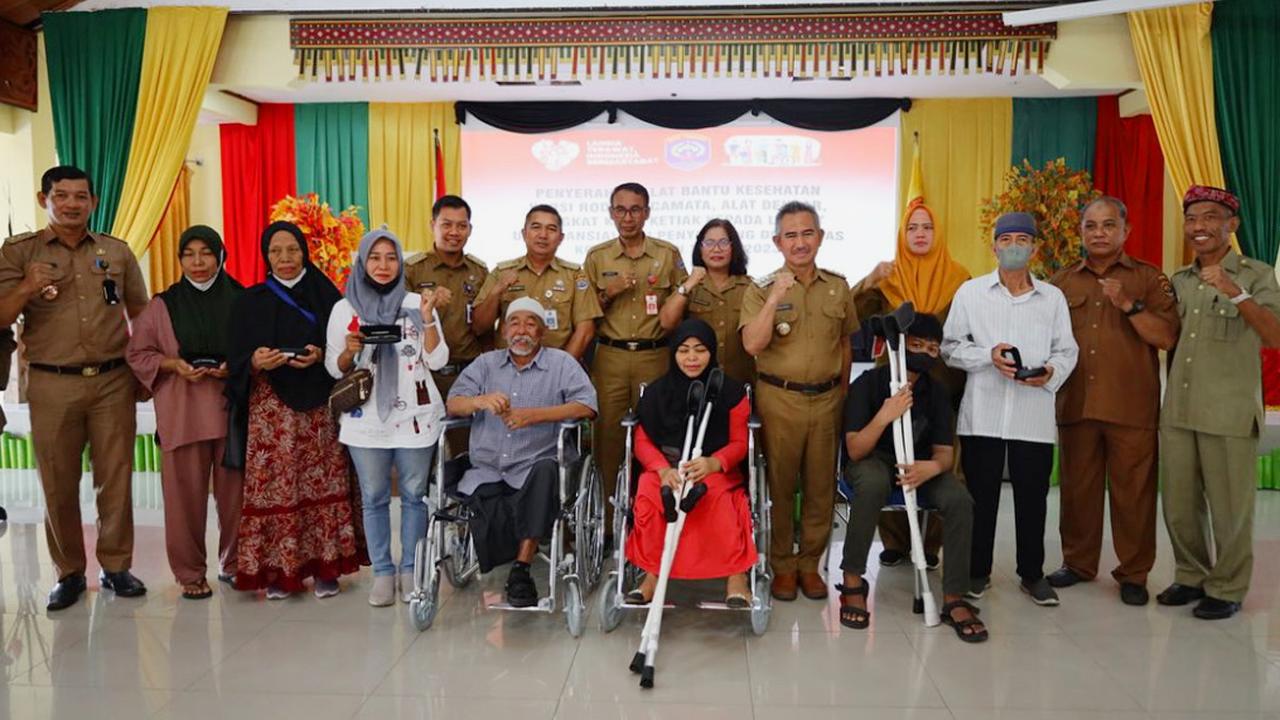 Pemkot Tarakan Beri Bantuan Alat Kesehatan Bagi Penyandang Disabilitas ...