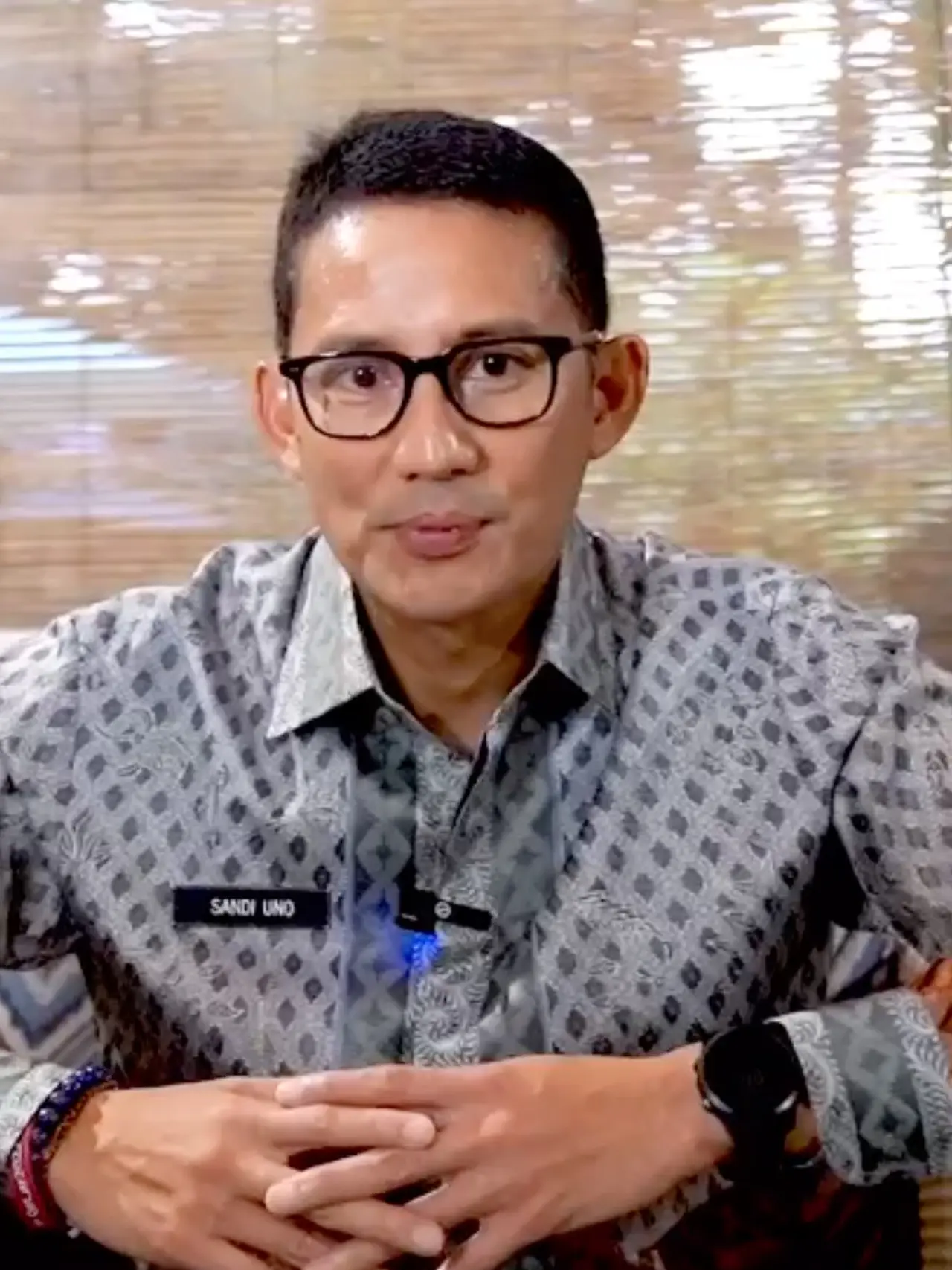 Selamat Hari Batik Nasional dari Sandiaga Uno, Sebut Batik Kain dengan Jiwa dan Ajak Cintai ...