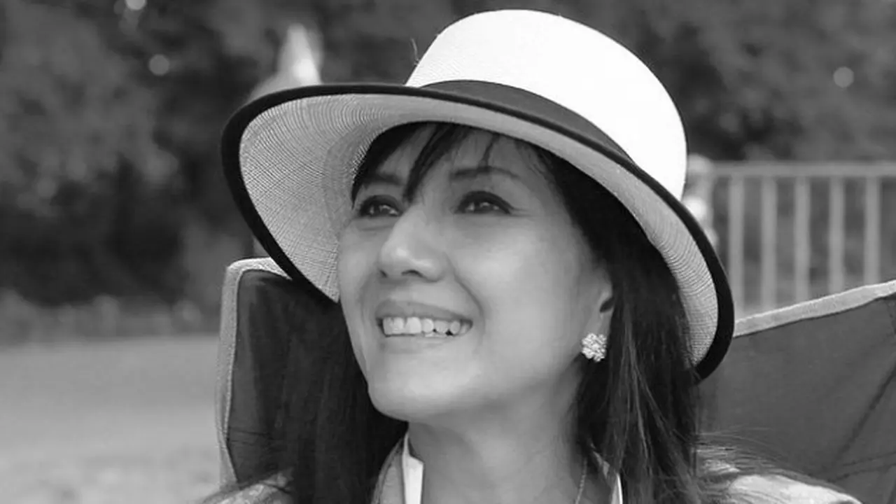 5 Potret Rini S Bono Muda, Kecantikannya Tak Pernah Pudar Hingga Kini ...