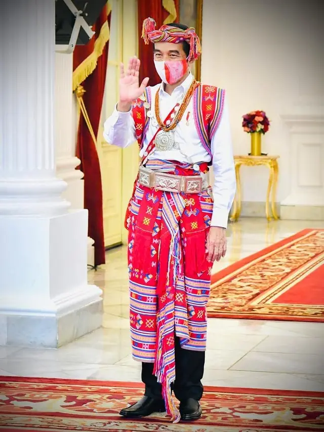 7 Potret Presiden Jokowi dalam Baju Adat di Upacara 17 Agustus dari ...