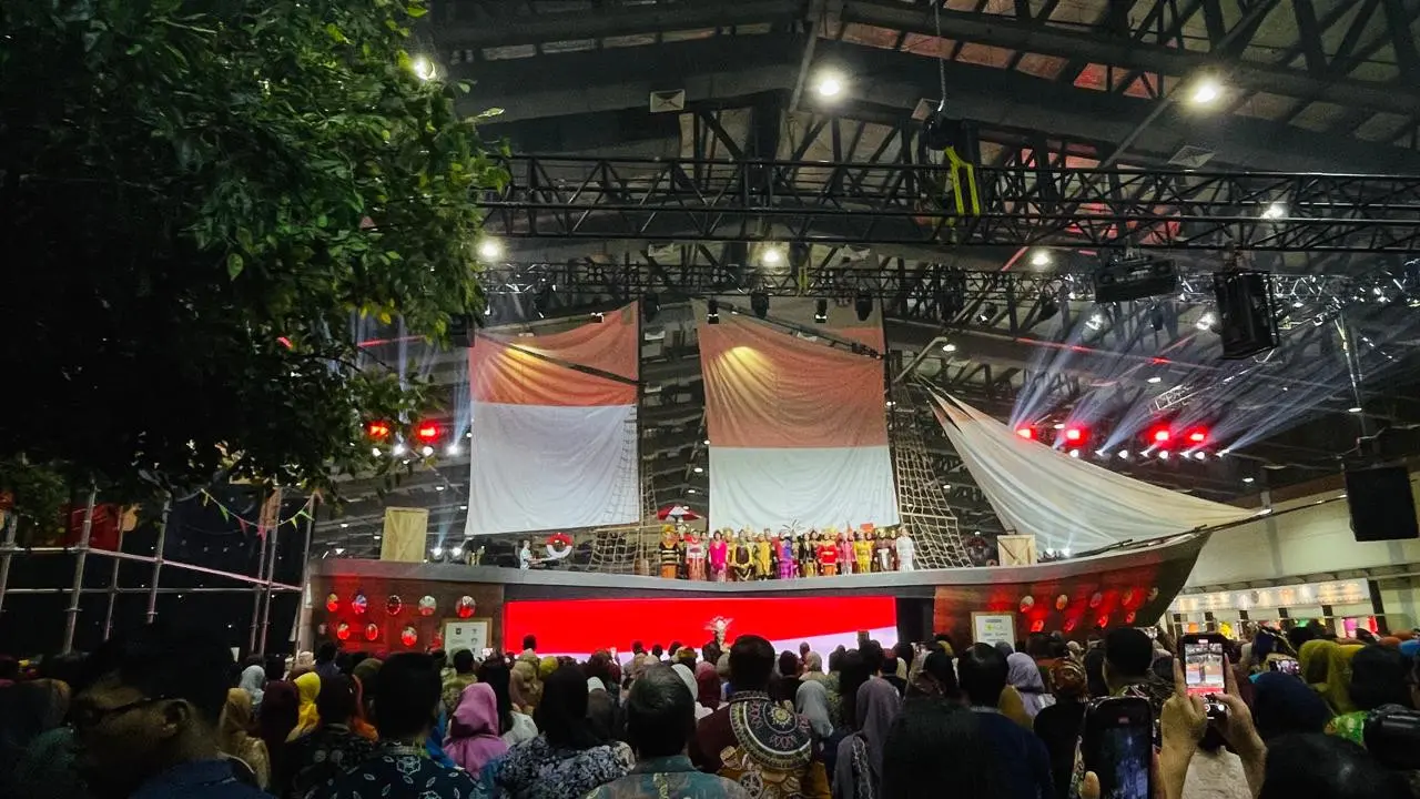 Wury Ma’ruf Amin Resmi Buka Pameran Kriyanusa 2024 di JCC Senayan ...