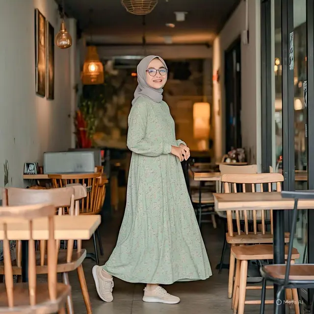 7 Model Gamis Syari Warna Pastel untuk Berbagai Acara, Tampilkan Sisi ...