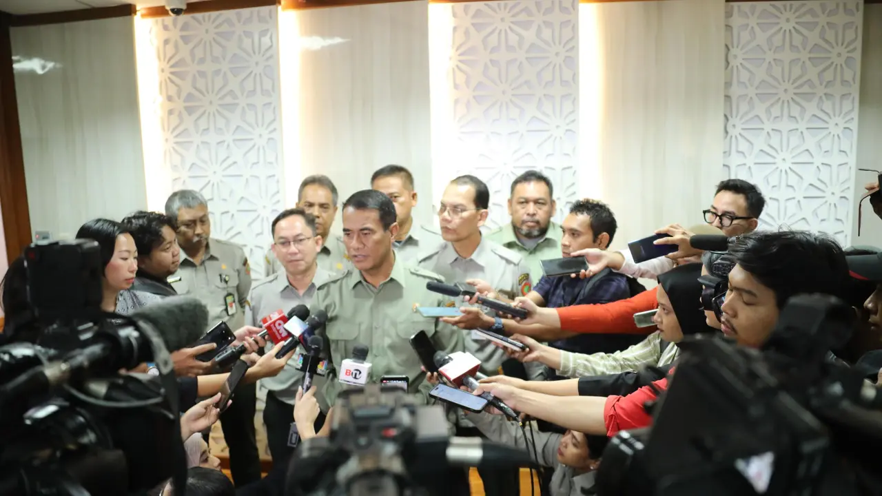 Mentan Amran Sudah Copot 4 Pegawai Kementan Nakal di Oktober 2024 - Bisnis Liputan6.com