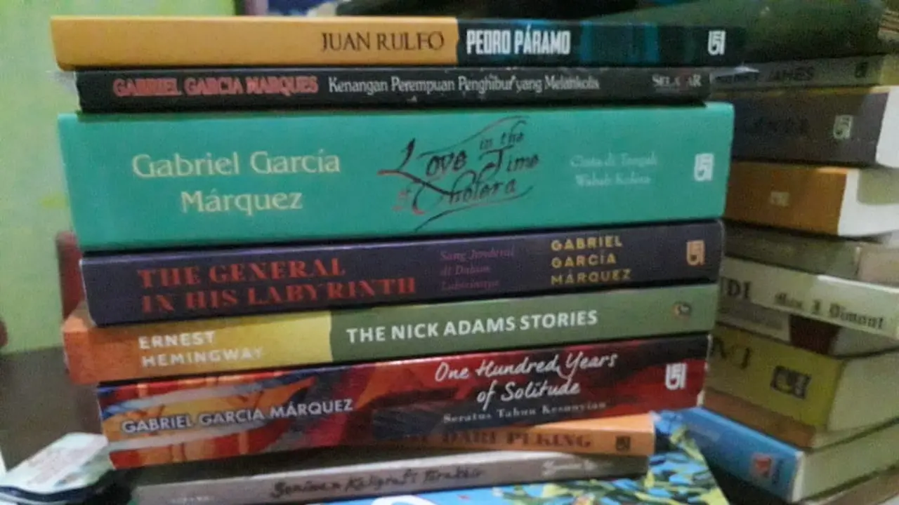 Laris Manis Bisnis Jual Beli Buku Bekas di Tengah Pandemi - Lifestyle ...