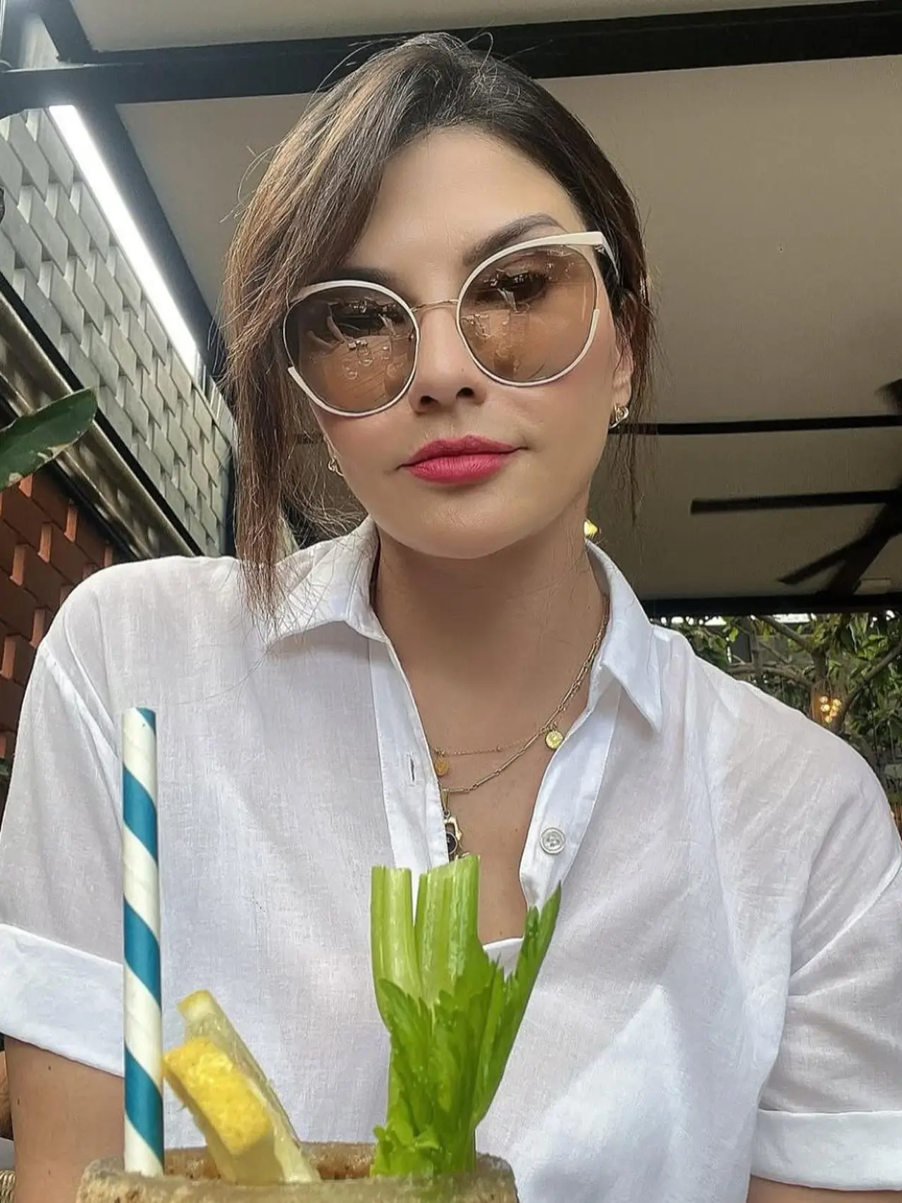 6 Potret Tamara Bleszynski Selalu Cantik dan Awet Muda, Tak Pernah ...