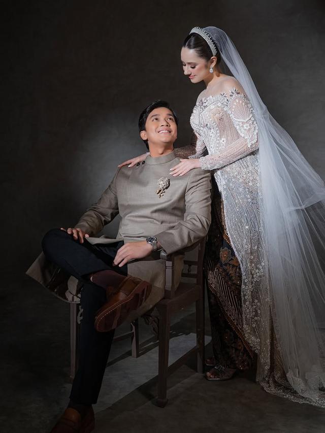 Dikabarkan Sudah Menikah, Ini 6 Potret Kebersamaan Billy Syahputra dan Vika Kolesnaya