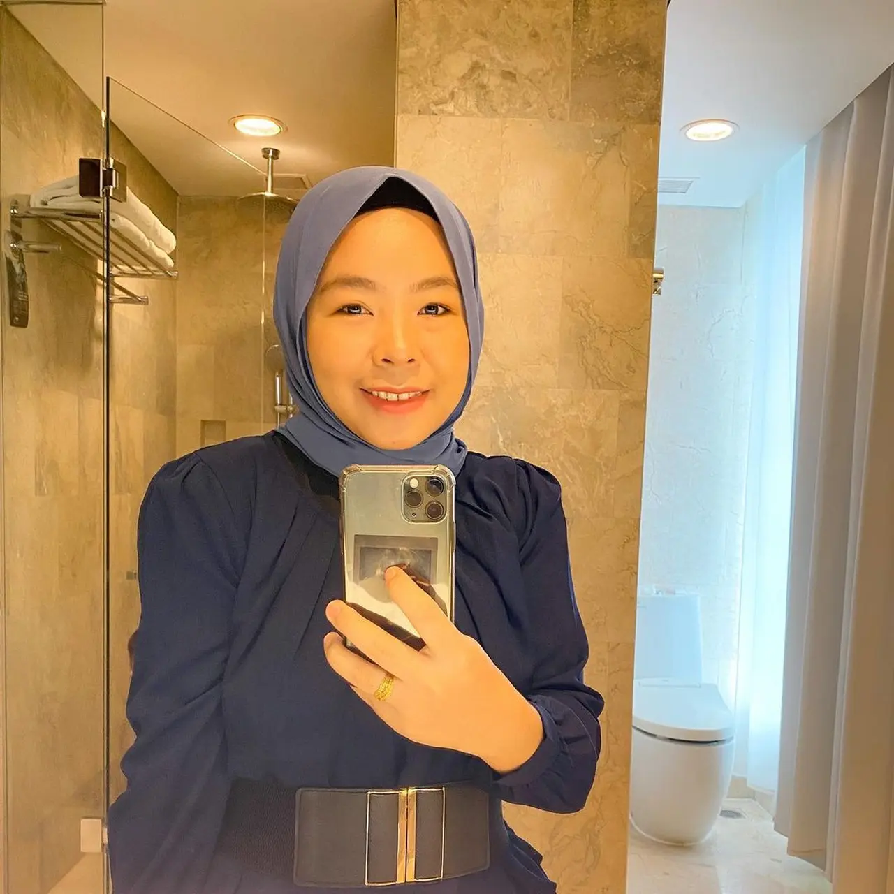 6 Potret Dinda Yunarmi Kakak Angga Yunanda, Terpaut 5 Tahun dengan Sang ...