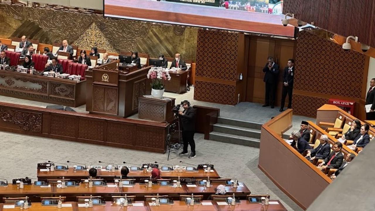 Daftar Lengkap 580 Nama-Nama Anggota DPR RI Periode 2024-2029 Hasil ...