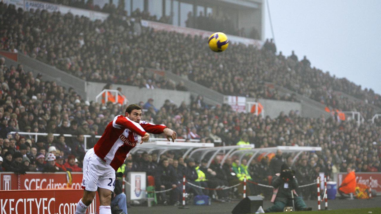 Kick Off adalah Sepak Mula, Ini Aturan dan Prosedur untuk Melakukannya