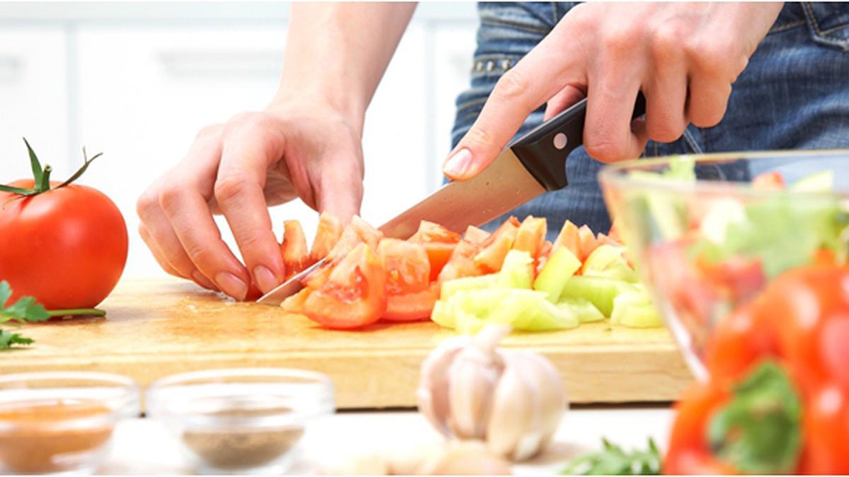 Diet Ini Bisa Membantu Mengatasi Selulit - Beauty Fimela.com