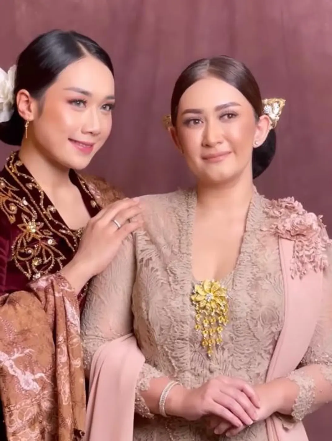 6 Pesona Nafa Urbach dan Puput Nastiti Devi Istri Ahok Pemotretan ...