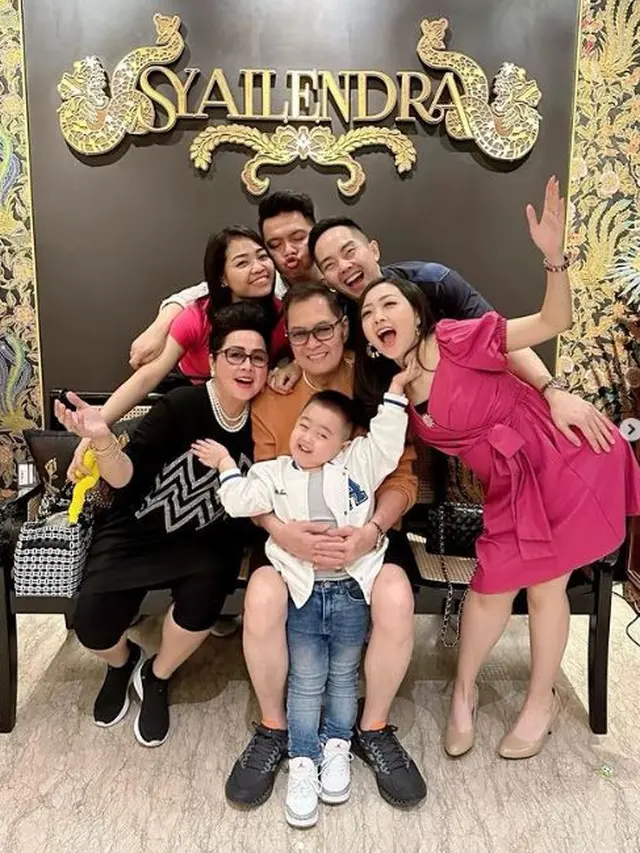 7 Potret Keluarga Michael Rendy yang Alami Perampokan di Graha Padma ...