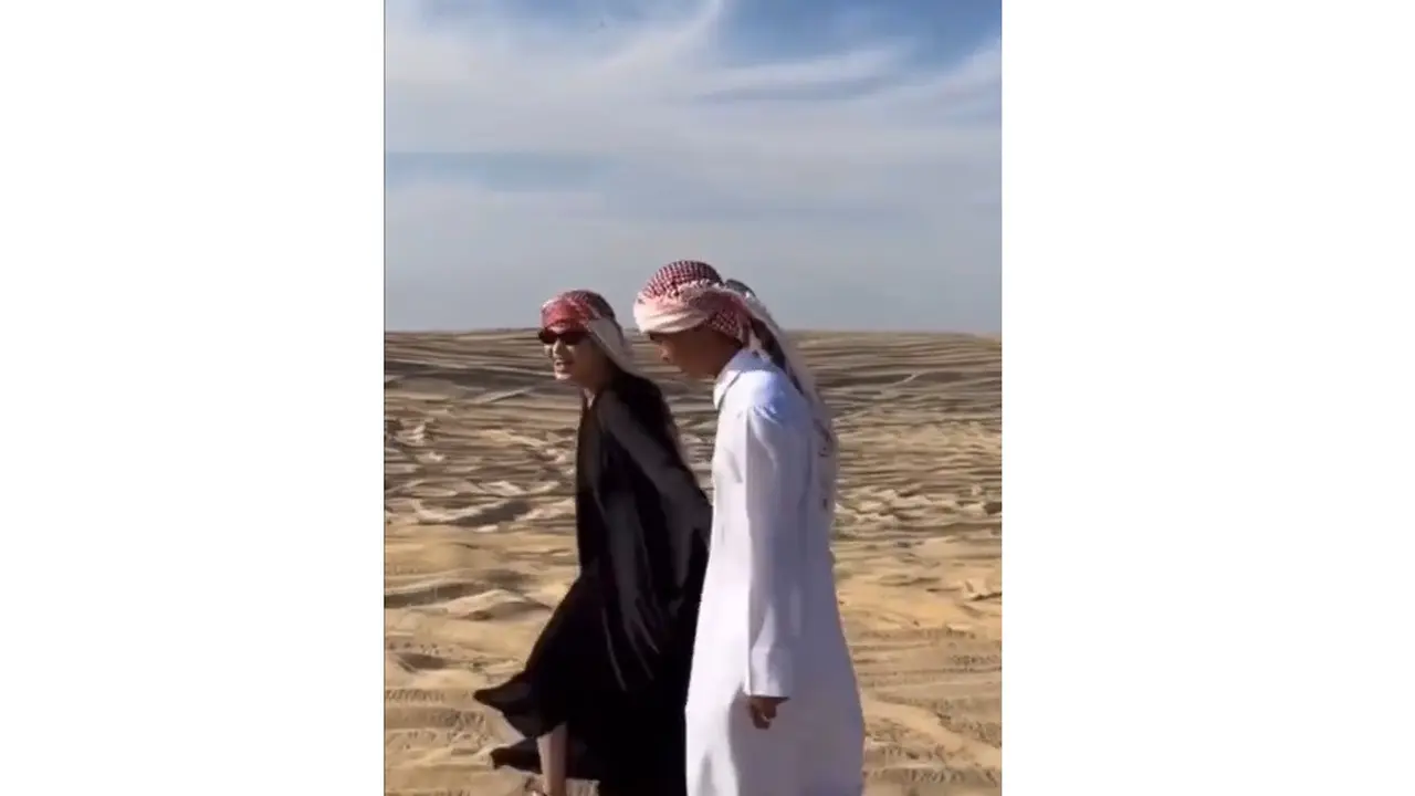 10 Potret Azizah Salsha dan Pratama Arhan di Gurun Pasir Doha Qatar ...