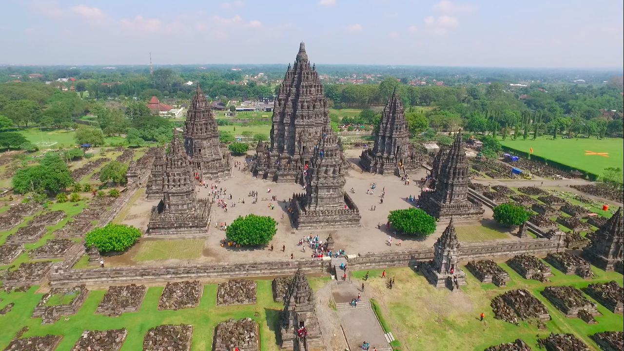 Potret Candi Siwa di Kompleks Candi Prambanan Sebelum Dipugar pada 1890