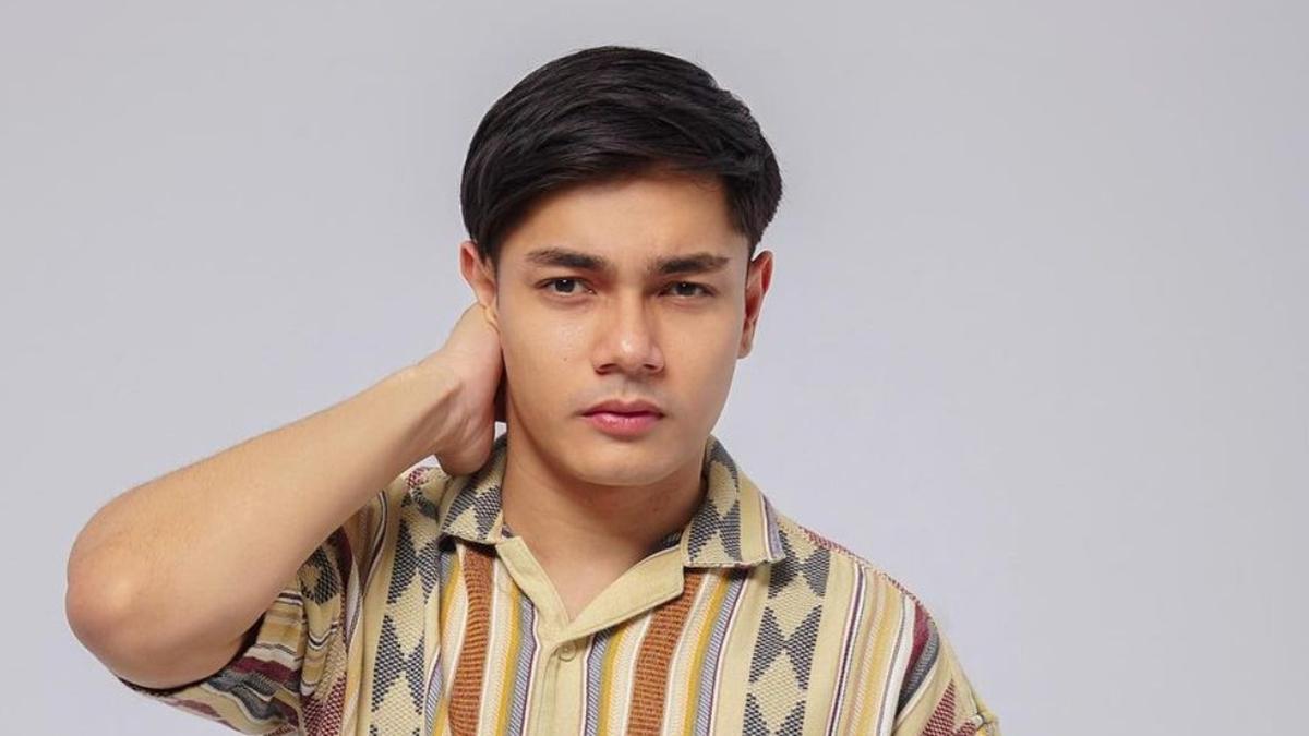 Jeremiah Rakesh Dapatkan Penghargaan Sebagai Artis Paling Berpengaruh ...