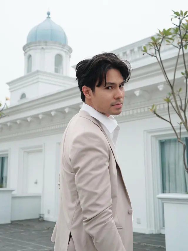 Fero Walandouw Ungkap Kemungkinan Bikin Series Bersama Aktor Korea ...