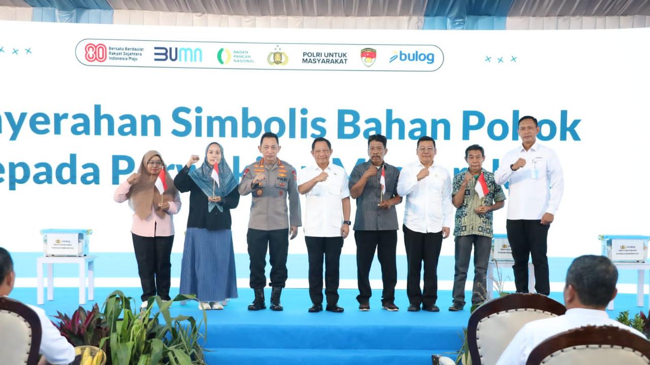 Mendagri Tito Puji Sinergi Perum Bulog dan Polri dalam Gerakan Pangan Murah