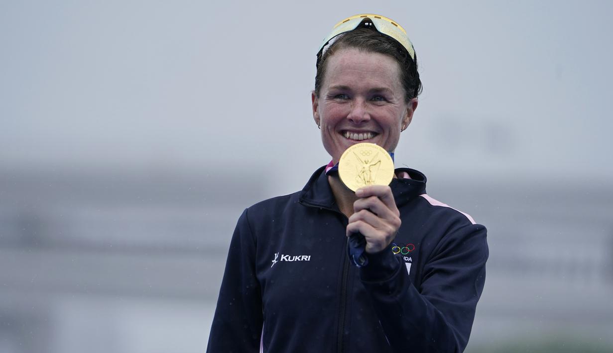 FOTO: Flora Duffy, Penyumbang Medali Emas Pertama untuk Bermuda di ...
