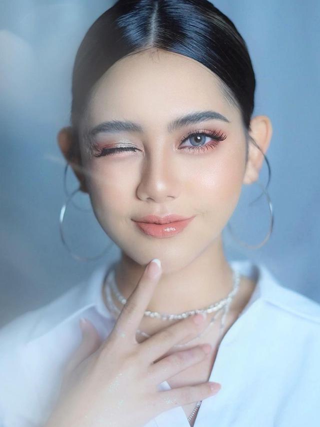 Ziva Magnolya Definisikan Cantik Enggak Ribet, Hanya dengan 3 Langkah ...