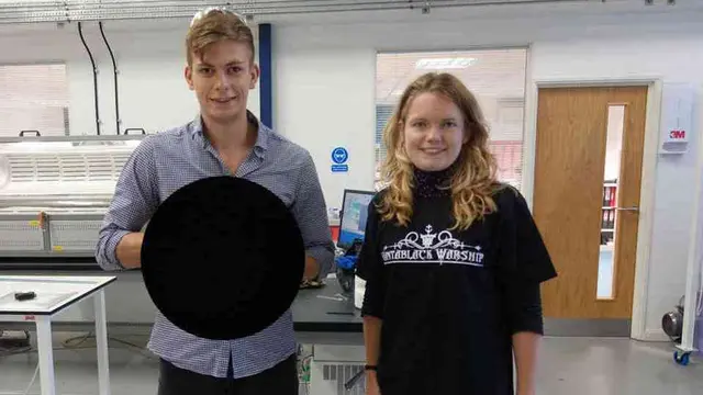 Bukan Editan, Ini Zat Paling Hitam di Dunia - Citizen6 Liputan6.com