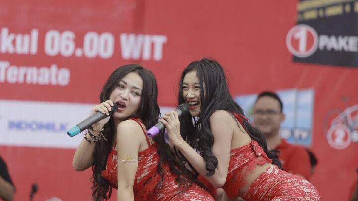 Cara Duo Serigala Merawat Payudara - ShowBiz Liputan6.com