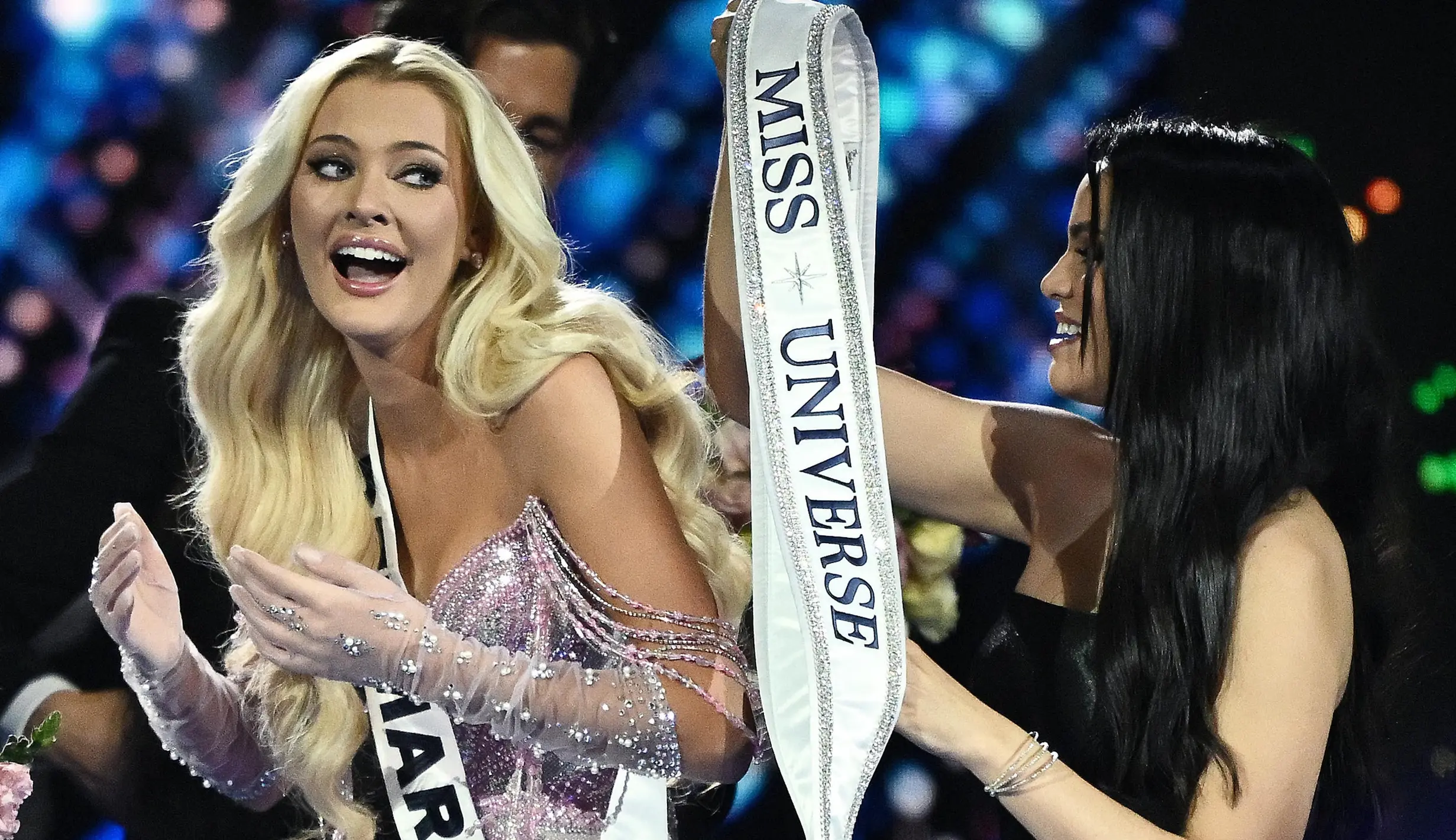 Dinobatkan Jadi Miss Universe 2024, Victoria Kjaer Catat Sejarah Baru ...
