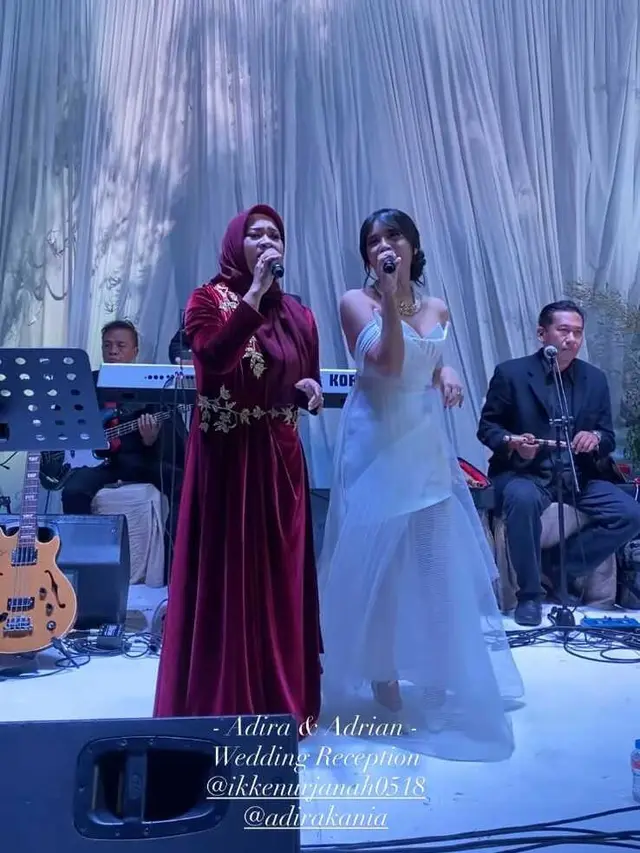 Deretan Artis Hadir di Resepsi Pernikahan Anak Ikke Nurjanah, Ada Kris Dayanti hingga Elvy ...