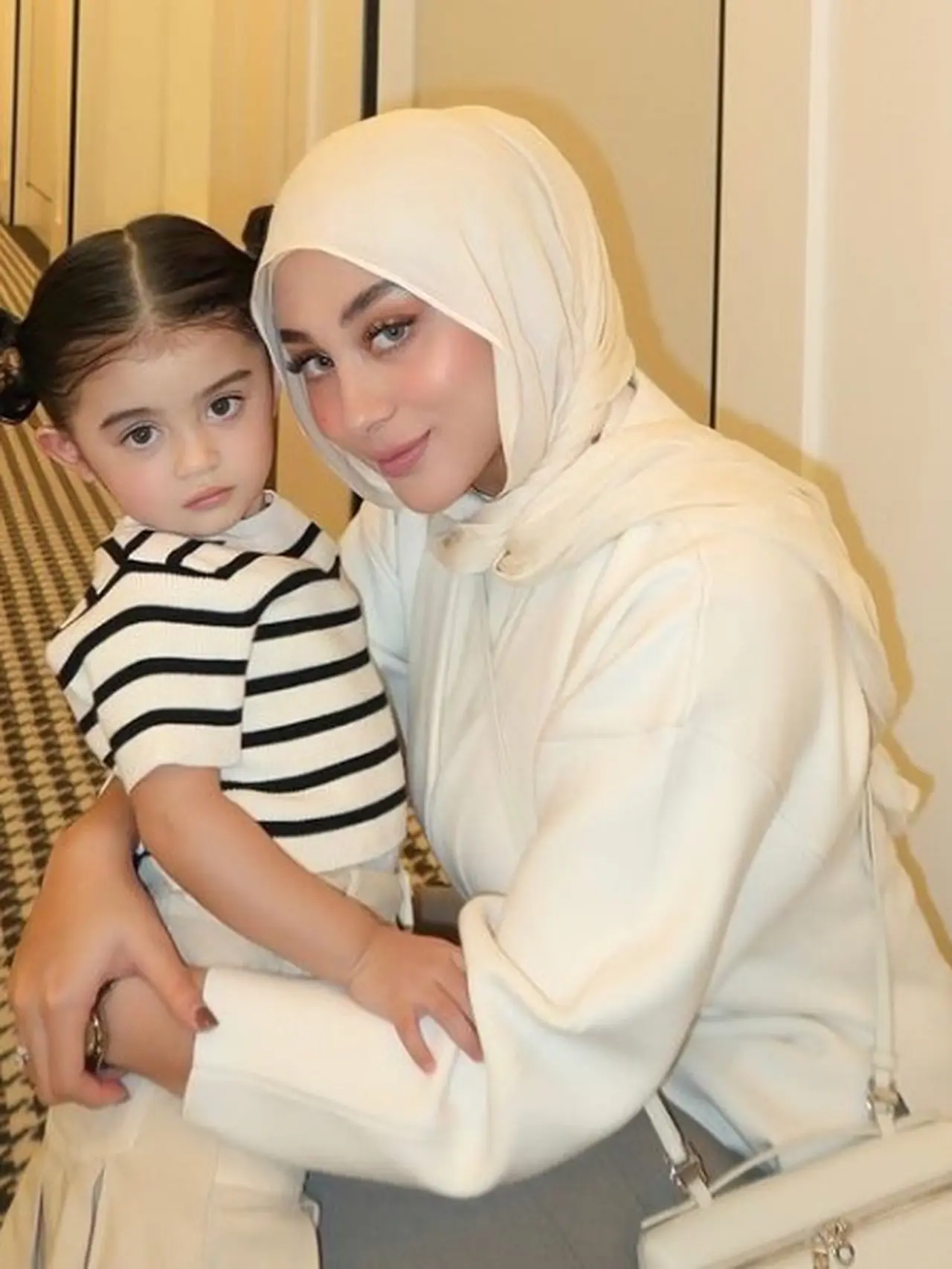 10 Pesona Cantik Baby Guzel, Anak Ali Syakieb dan Margin Wieheerm yang ...