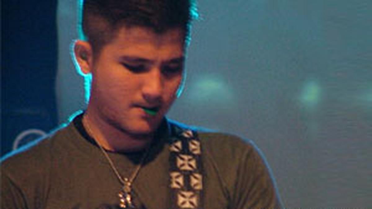 Adam "SO7" Prihatin Lagu Anak-Anak - ShowBiz Liputan6.com