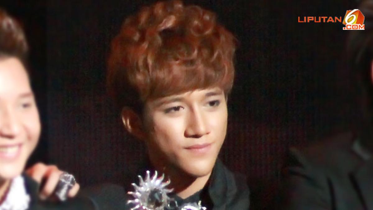 Cinta Dicky SMASH Dipersimpangan - ShowBiz Liputan6.com