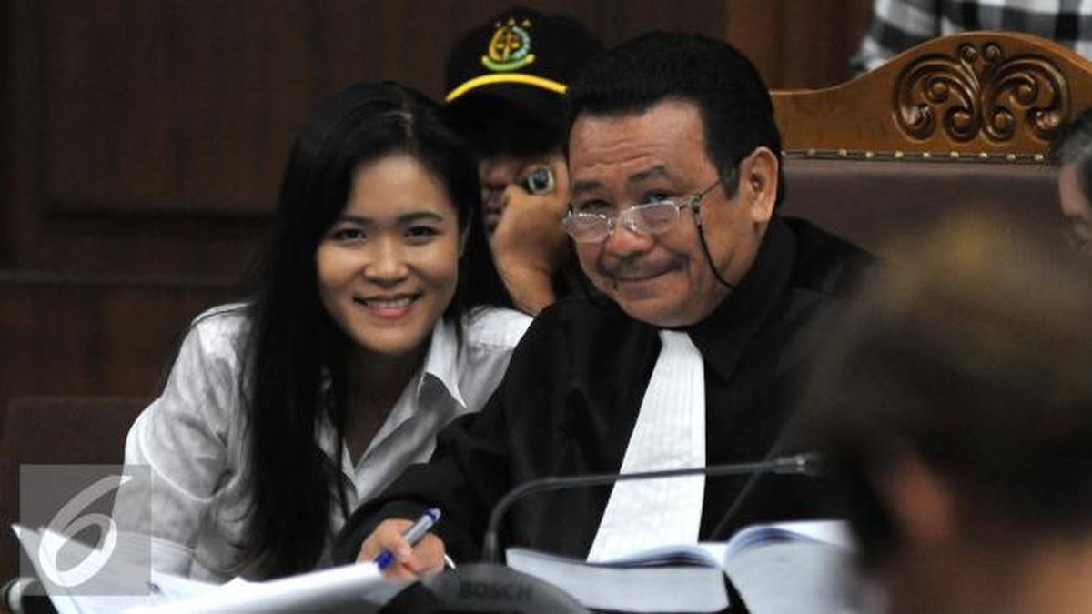 Senyum Jessica Wongso dan Sidang Lanjutan Kasus 'Kopi Sianida' - Lifestyle Fimela.com