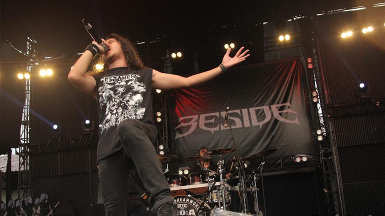 DCDC Terbangkan Beside Band ke Wacken Open Air (W:O:A) Jerman