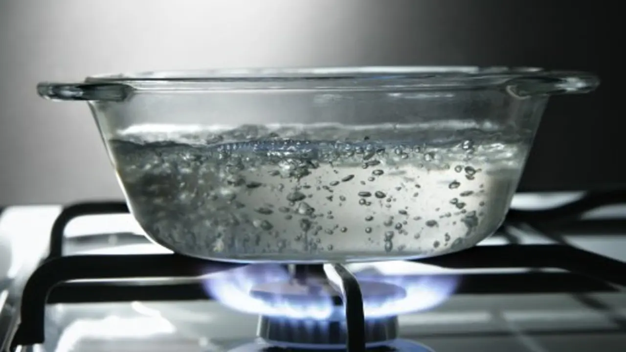 Boiling adalah Teknik Memasak dengan Cairan, Pahami Perbedaannya dengan ...