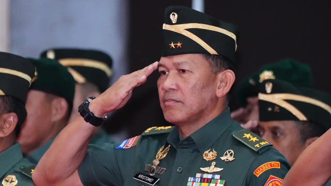 Kapal Induk Amerika Serikat USS Nimitz Lintasi Selat Malaka, Ini ...