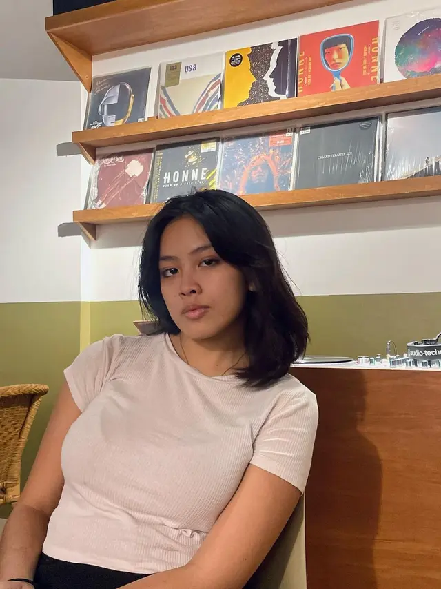 Jarang Tersorot, 7 Potret Audi Kirana Putri Feni Rose yang Sudah Dewasa dan Punya Profesi Tak ...