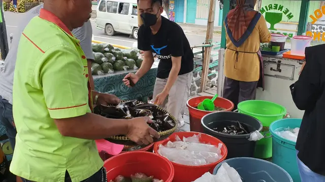 Penjual Es Cendol Elizabeth Garut Raup Belasan Juta per Hari Saat Ramadhan