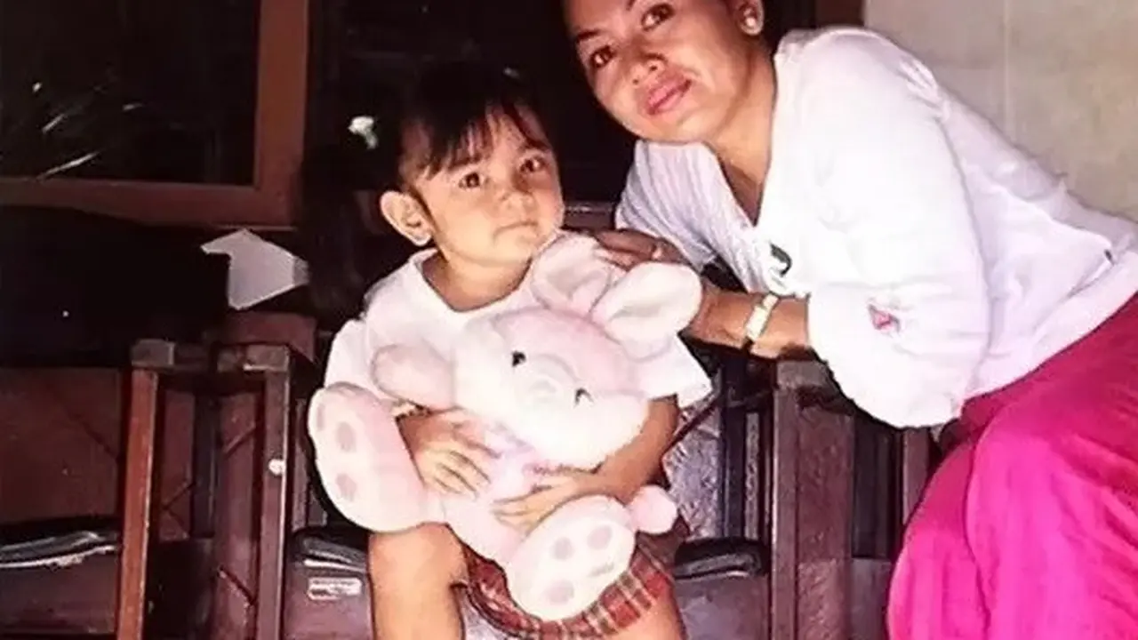 7 Transformasi Mahalini dari Kecil Hingga Oplas Hidung, Bikin Pangling - Hot Liputan6.com