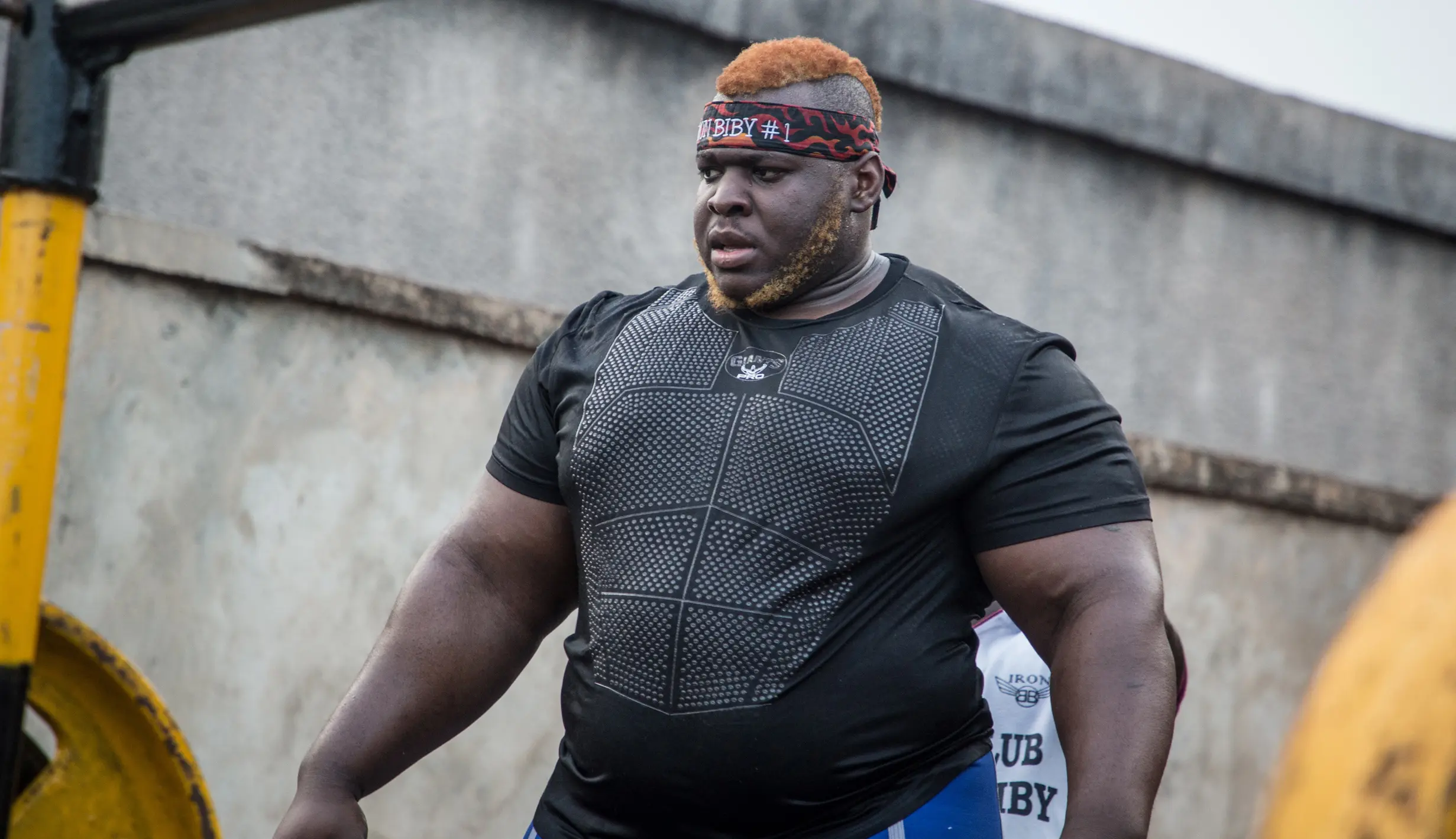 FOTO: Kisah Iron Biby, Hulk dari Burkina Faso - Foto Liputan6.com