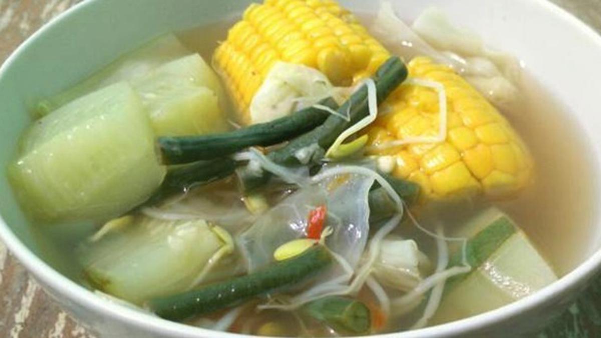 Resep Sayur Asem Bening Sederhana Enak dan Segar - Food Fimela.com