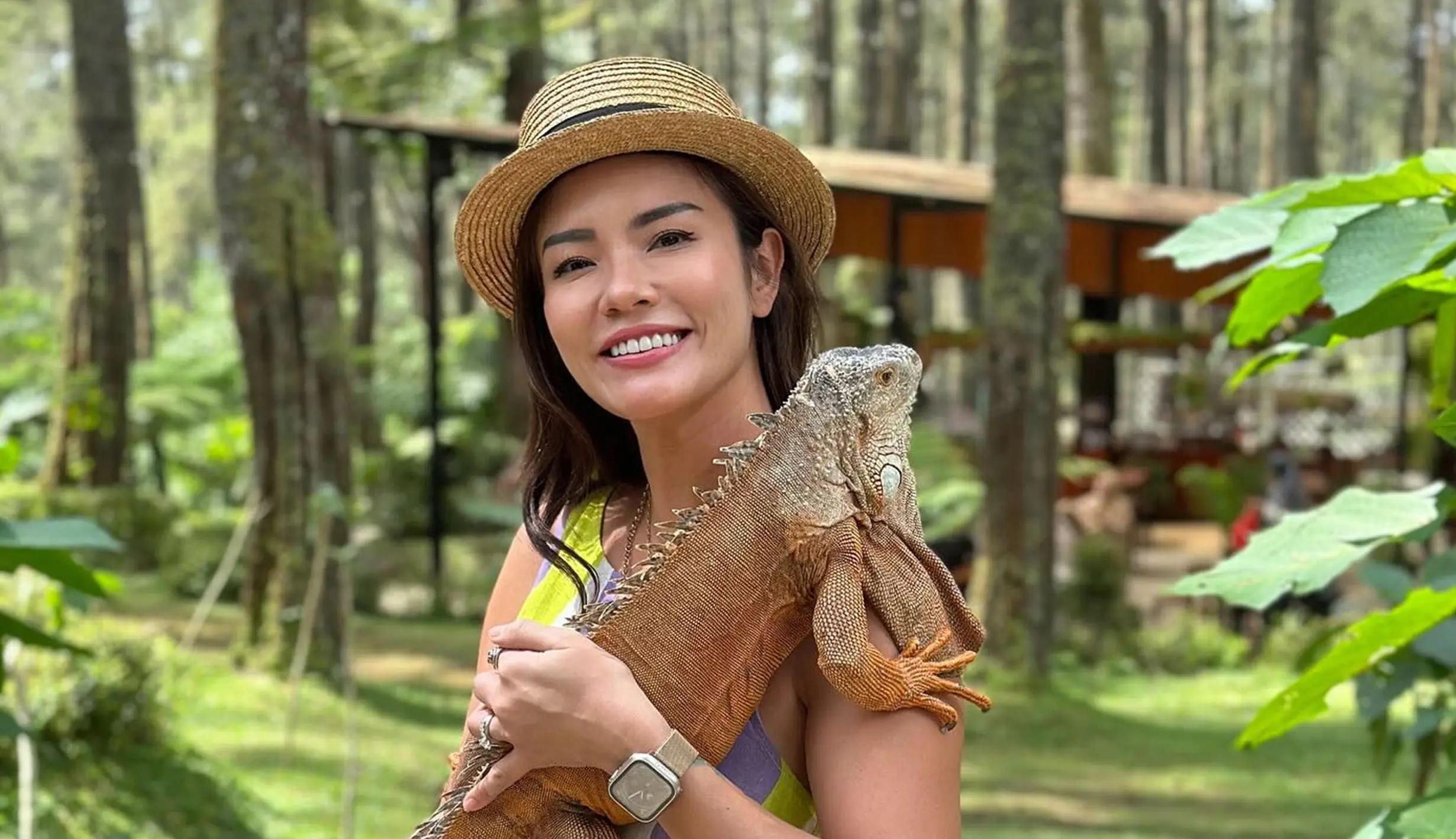 Sudah Lama Vakum, Ini Potret Terbaru Aline Adita 'Putih Abu-abu' di ...