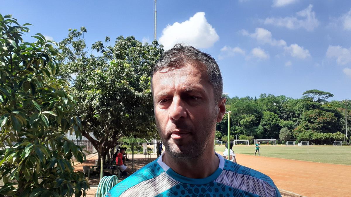 Miljan Radovic Puas dengan Perkembangan Permainan Persib Bandung ...