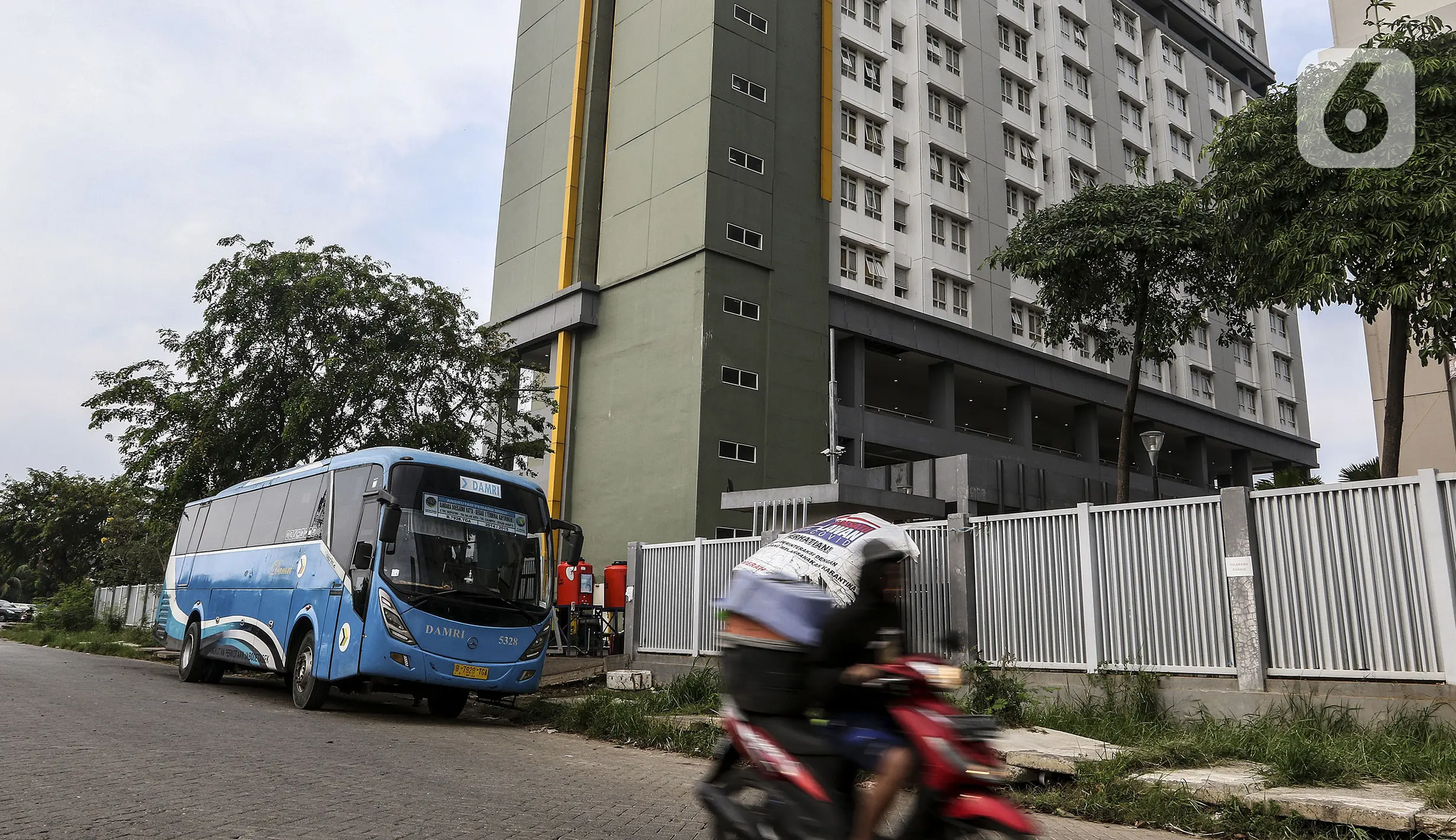 FOTO: Wisma Atlet Siapkan Tower Baru untuk Isolasi Pasien OTG COVID-19 ...