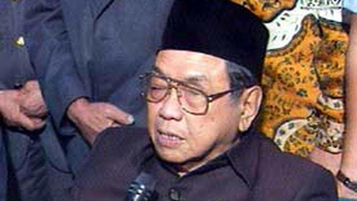 Lagi, Presiden Wahid Mengisyaratkan Pergantian Menteri - News Liputan6.com