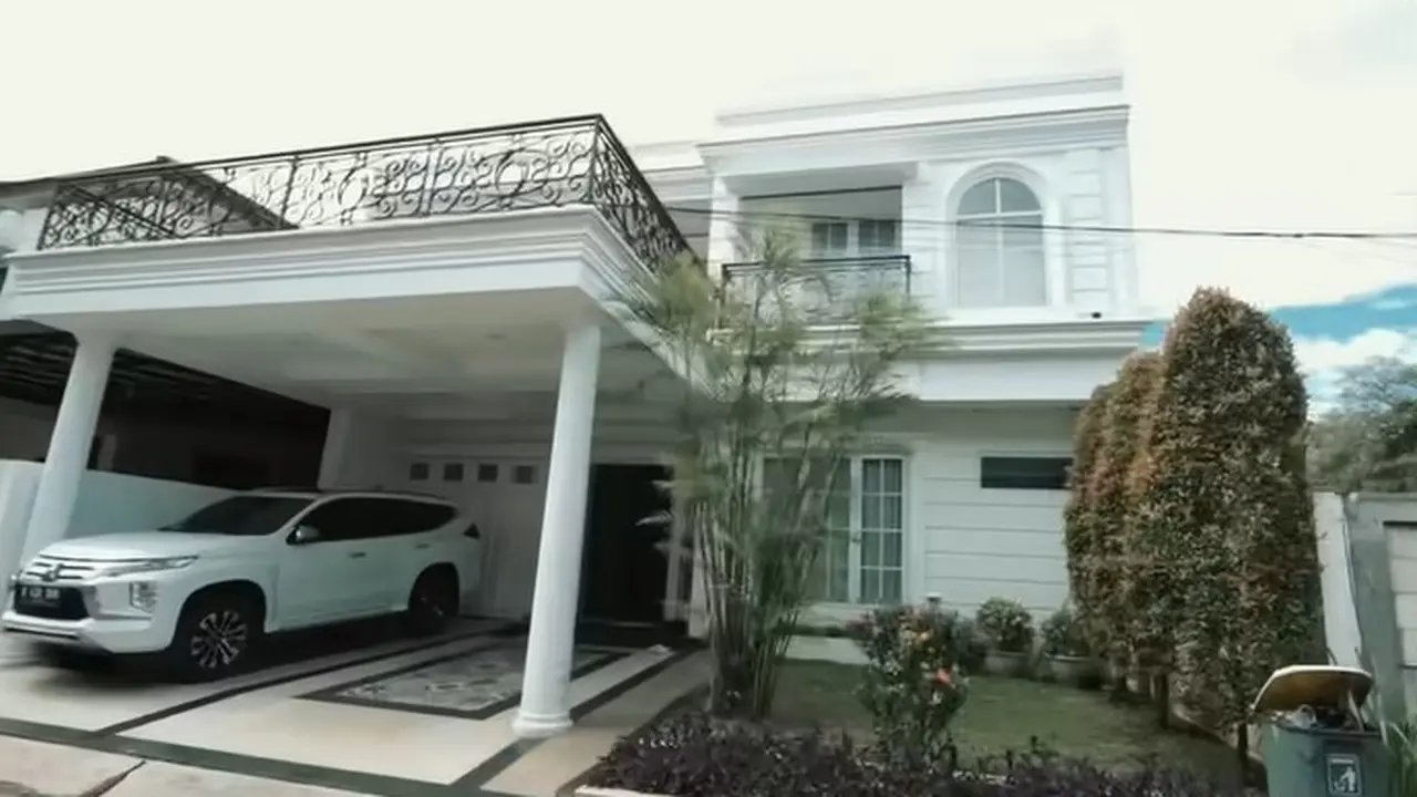 Melihat Rumah ala Amerika Komedian Bedu Senilai Rp10 Miliar, Ini 12 ...