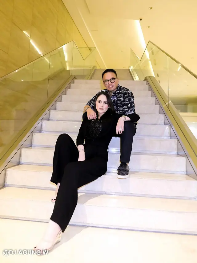 6 Potret Jennifer Dunn dan Faisal Haris yang Kian Mesra, Body Goals ...