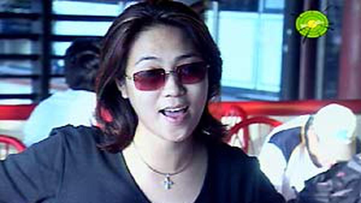 Maribeth Gagal Jadi WNI - ShowBiz Liputan6.com