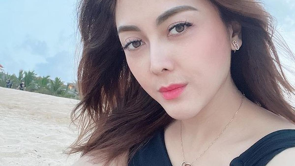 Dhena Devanka Akhirnya Resmi Bercerai dengan Jonathan Frizzy, Setelah Proses Banding Berjalan 1 ...